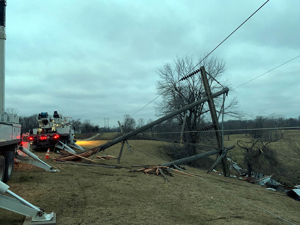 Co-op Crews Restoring Power After Deadly Tornadoes - America's Electric ...