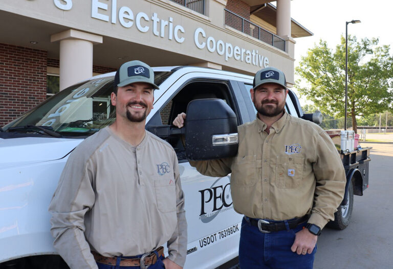 Oklahoma Co-op Lineworkers Rescue Driver From Car Wreckage - America's ...